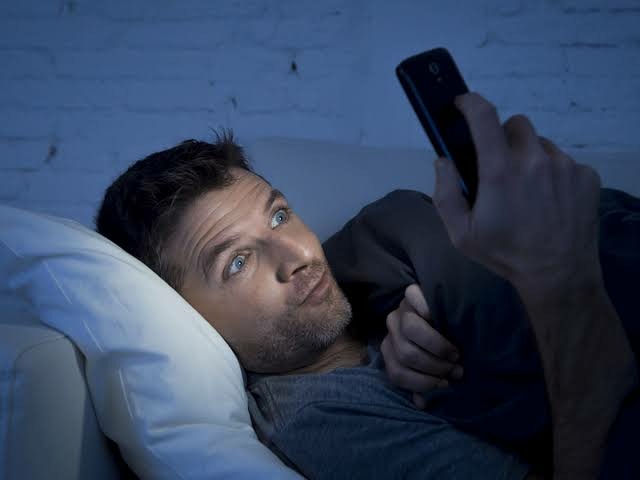 Waduh, Rajin Nonton Video Mesum Bikin Oksigen Makin Dikit, Guys! - GenPI.co